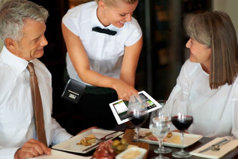 5 Formas de ofrecer excelente servicio al cliente - Restaurantes